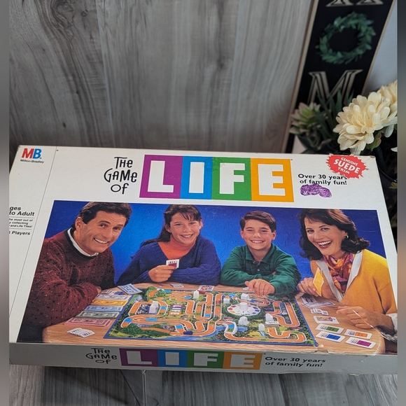 Milton Bradley | Games | Vintage 9 Milton Bradley The Game Of Life ...